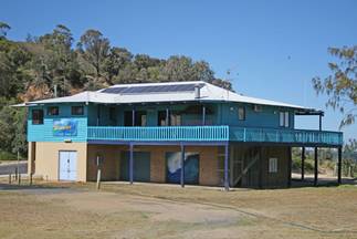 20091010 Broulee surf club goes solar - Clean Energy for Eternity